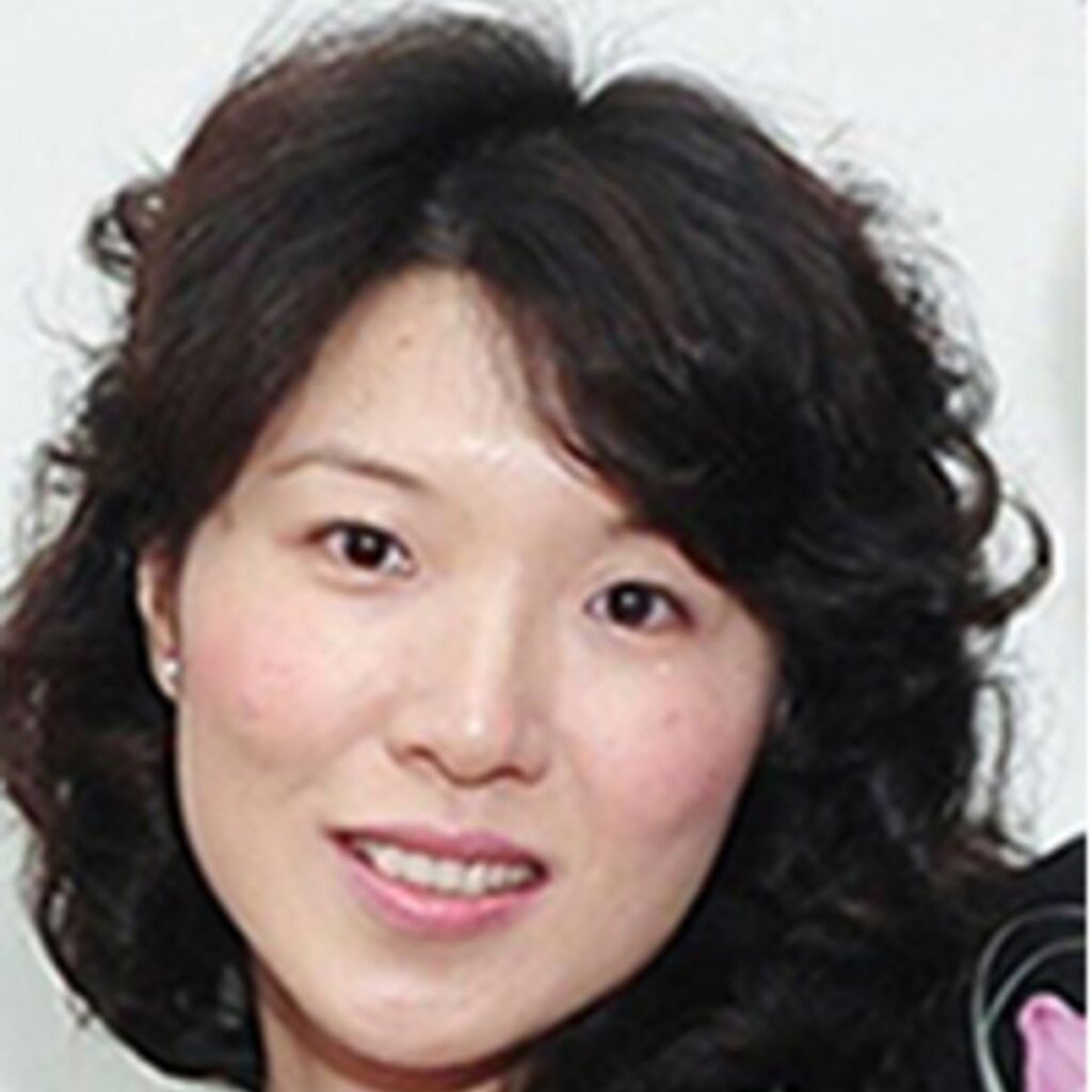 Dr. Queenie Lee 李安怡博士 - Magis Place Limited